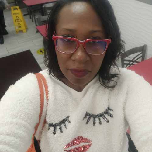 Maxine M. from Trinidad and Tobago