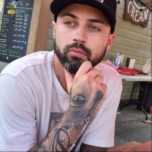 Sheldon S. from Canada