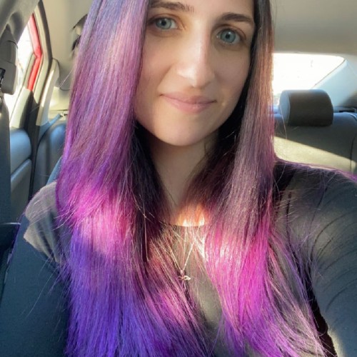 Nadia S. from United States