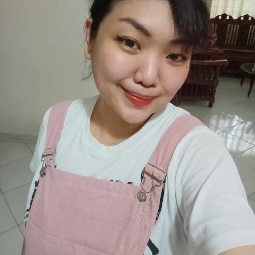 Jesselle M. from Philippines