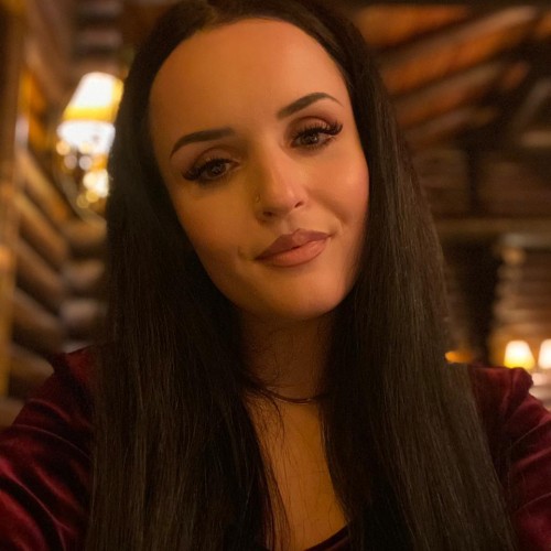 Angie X. from Albania