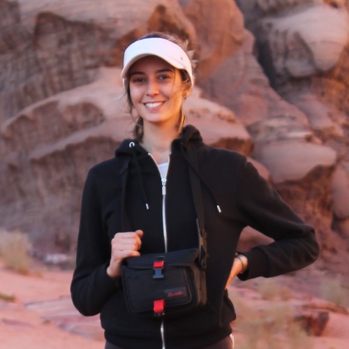 Elena F. from United States