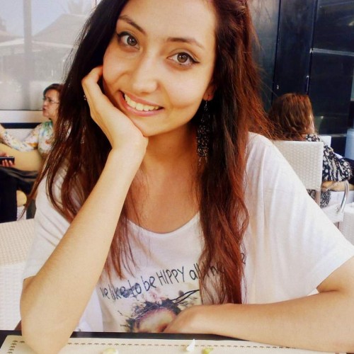 Sofia B. from Canada