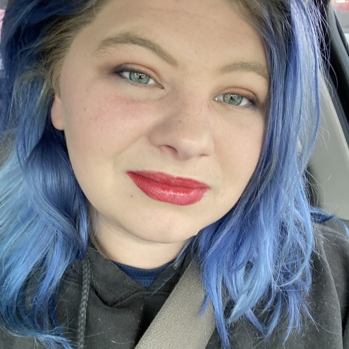 Ashley R. from United States