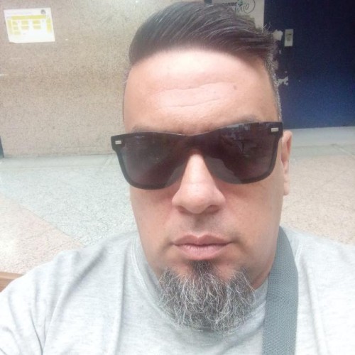 JONATHAN P. from Venezuela (Bolivarian Republic of)