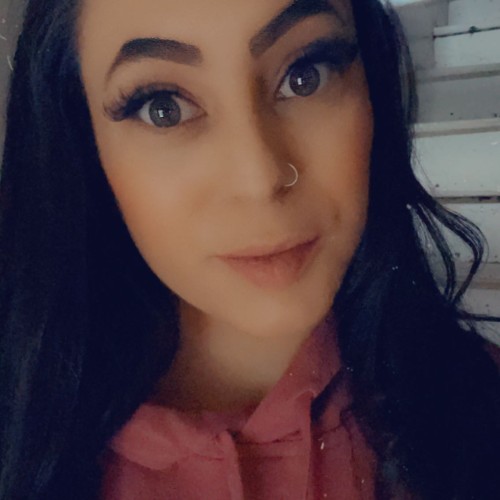 Ashleigh C. from United States