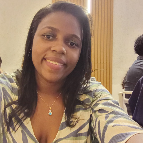 Mariana R. from Brazil