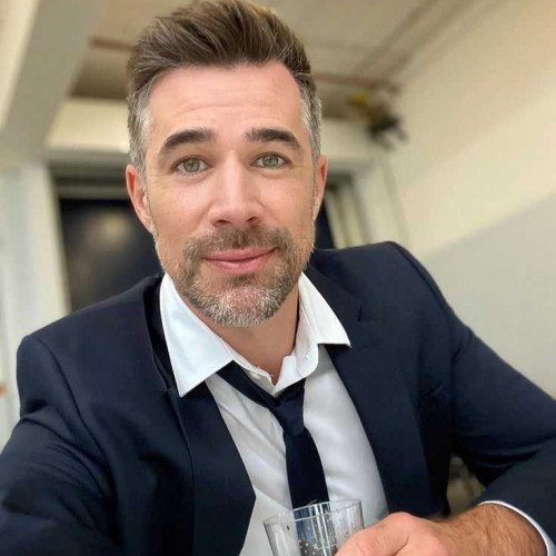 Raymond R. from United States