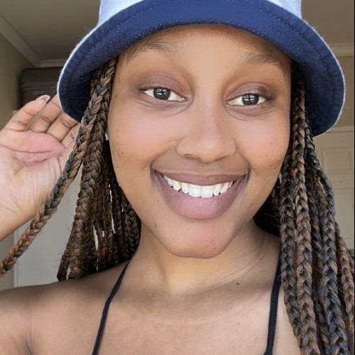 Amahle S. from South Africa