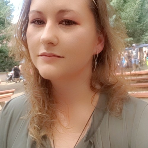 Kaitlyn C. from United States