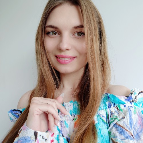 Katrin A. from Ukraine