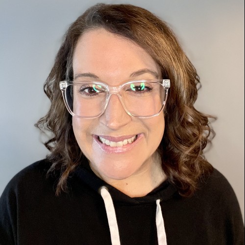 Nicole F. from United States