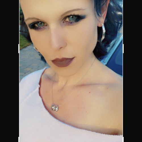 Stephanie P. from United States