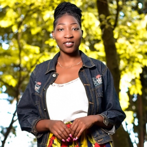 Tracy L. from United States